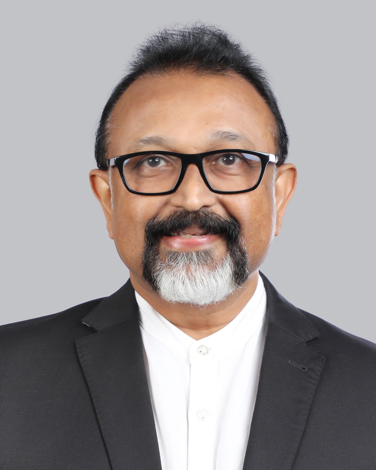 Dr. Remesh Bhasi - Senior Consultant - Rheumatology | Aster Hospitals